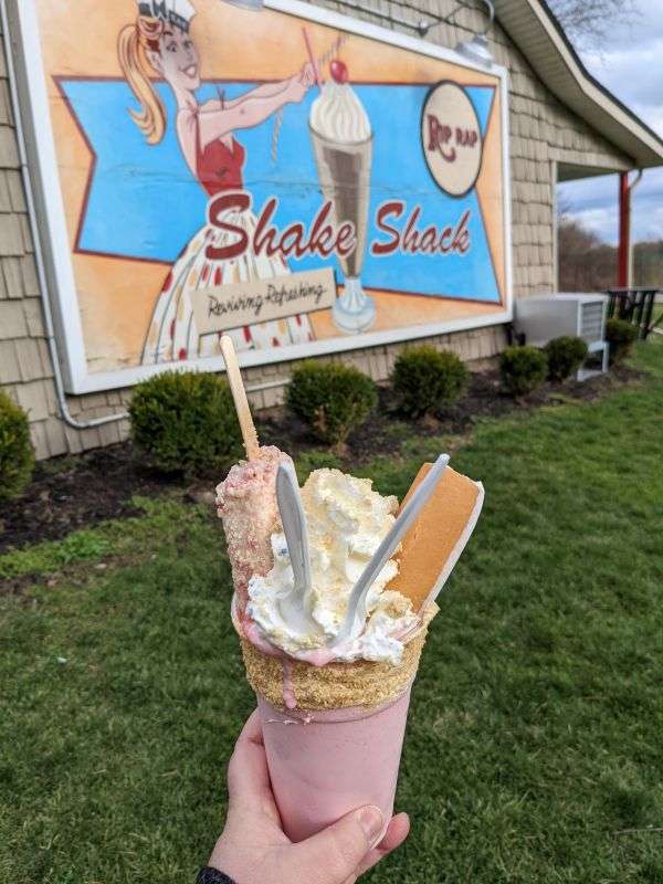 15 Midwest Spring Break Road Trip Ideas - Cornfields and High Heels