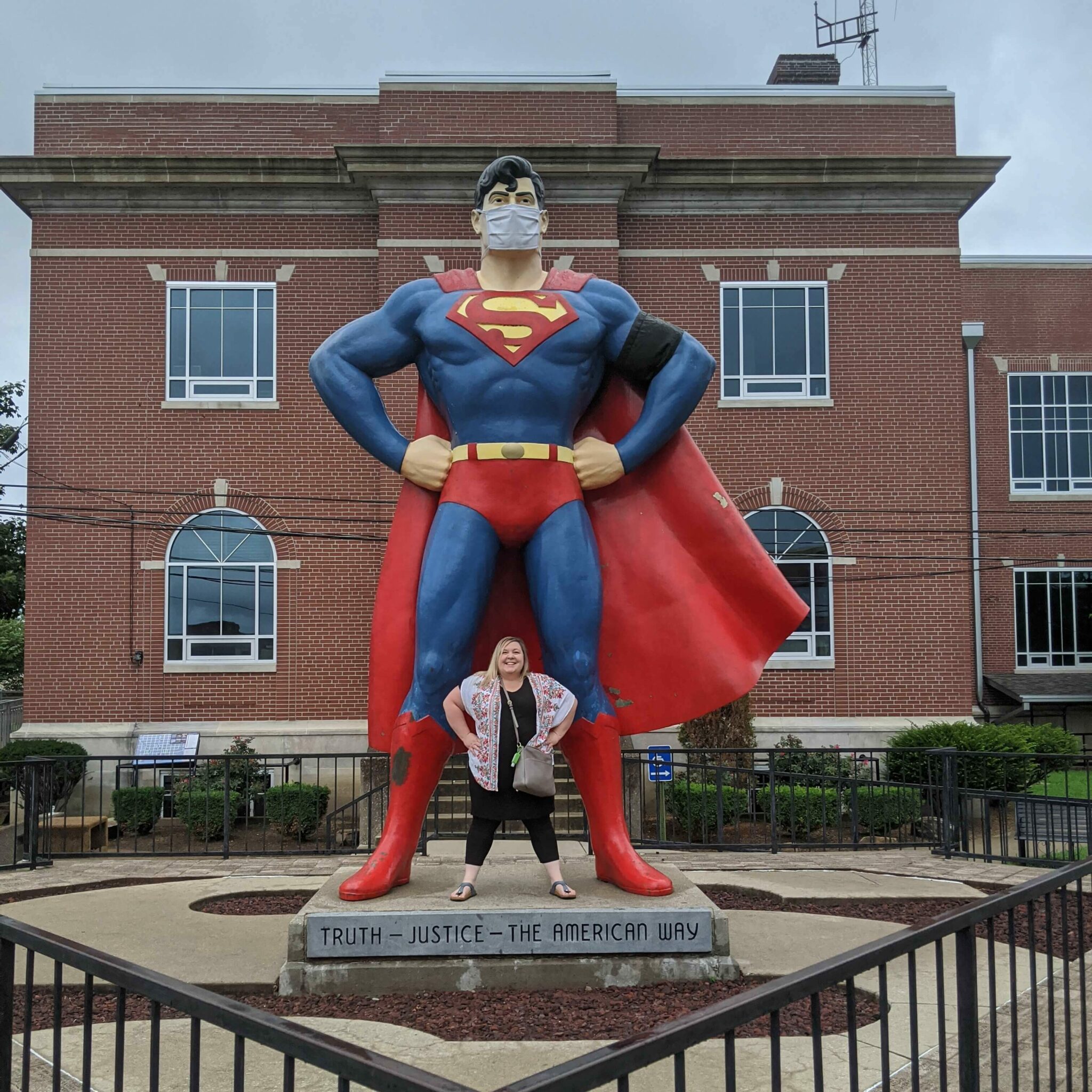 Visit Metropolis, Illinois: A Superman-themed town - Cornfields and ...
